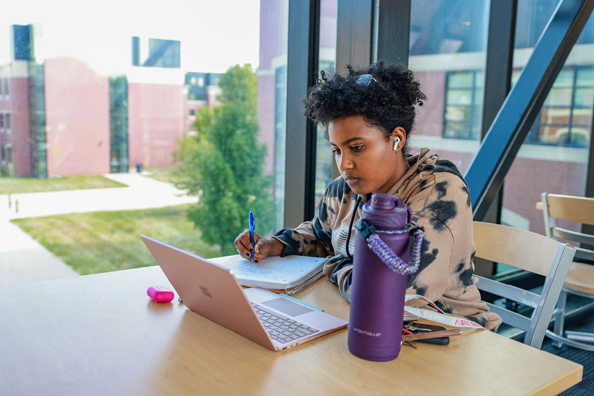 40 Women to Watch in Hospitality | Grand View University